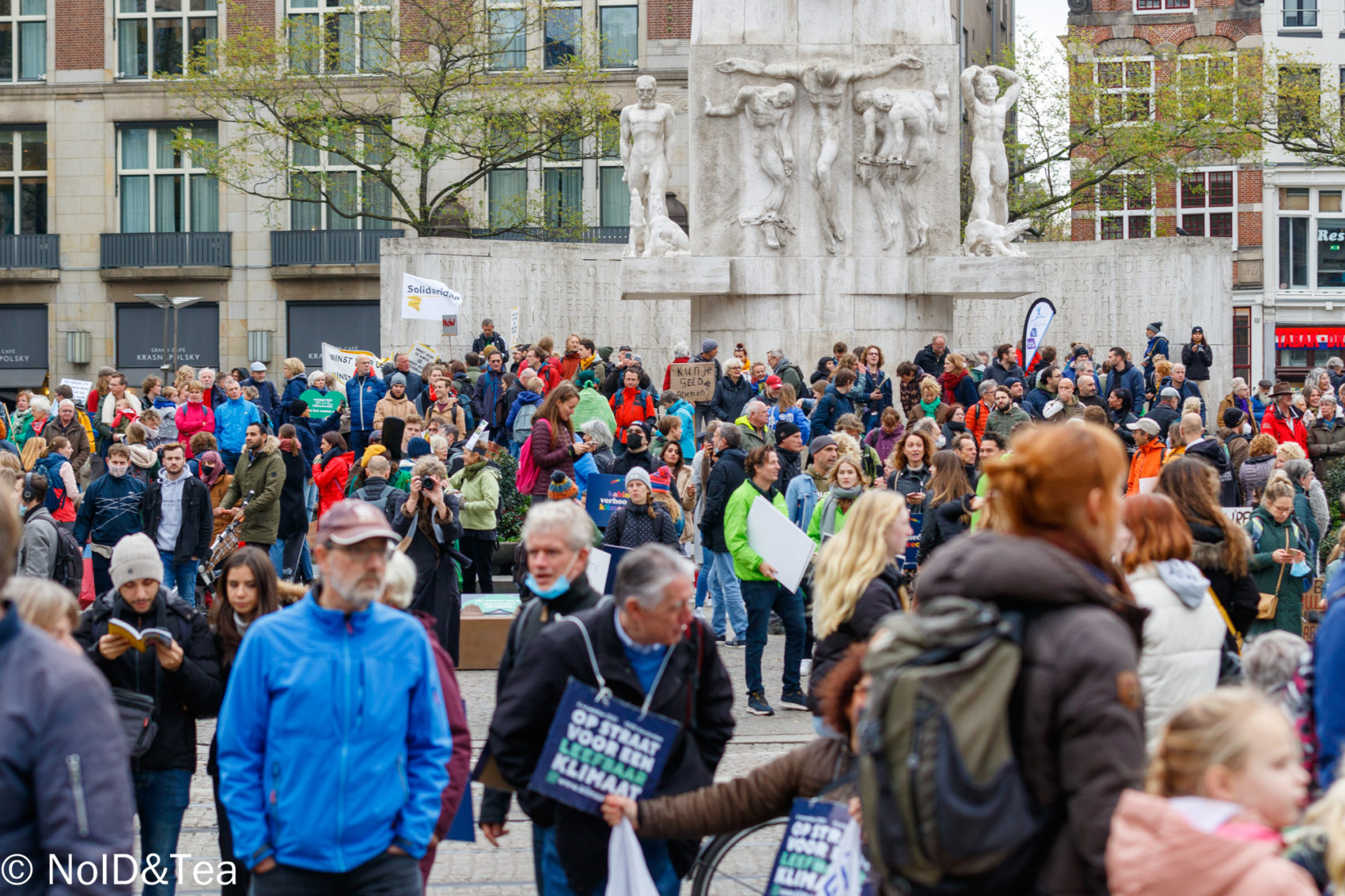 Climate March Amsterdam 6 Nov 2021 – 40,000 for Climate ActionNoID&Tea