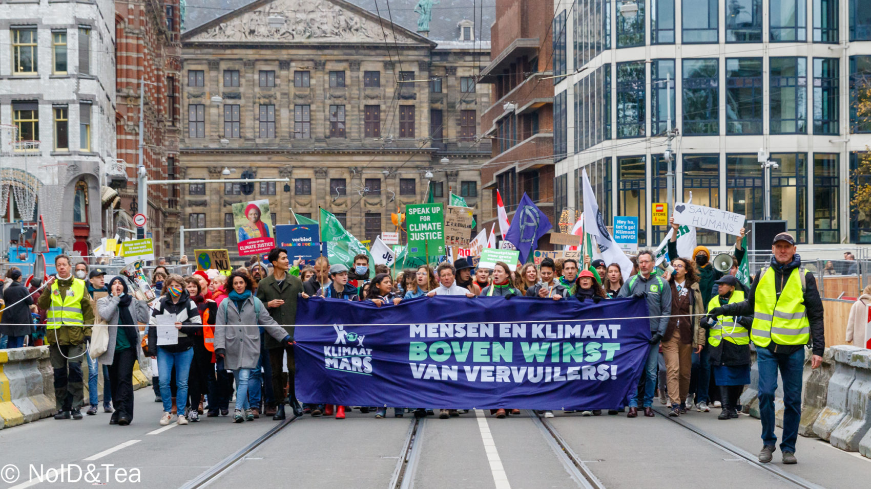 Climate March Amsterdam 6 Nov 2021 – 40,000 for Climate ActionNoID&Tea